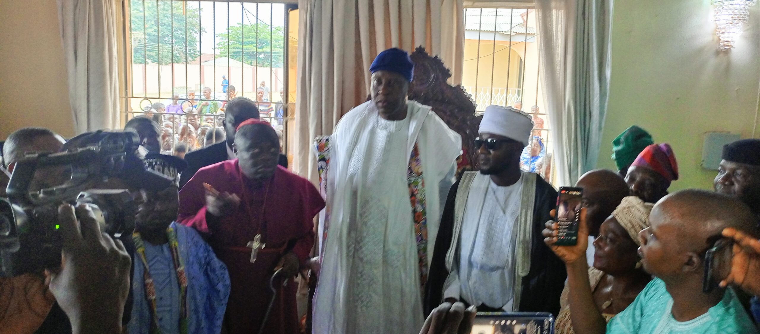 Ghandi Afolabi Olaoye Orumogege III installed as 21st Soun of ...
